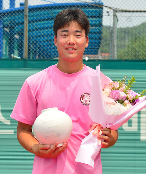 한국교통대 강준수 선수, 3회 대한테니스협회장배 전국테니스대회 단식 준우승